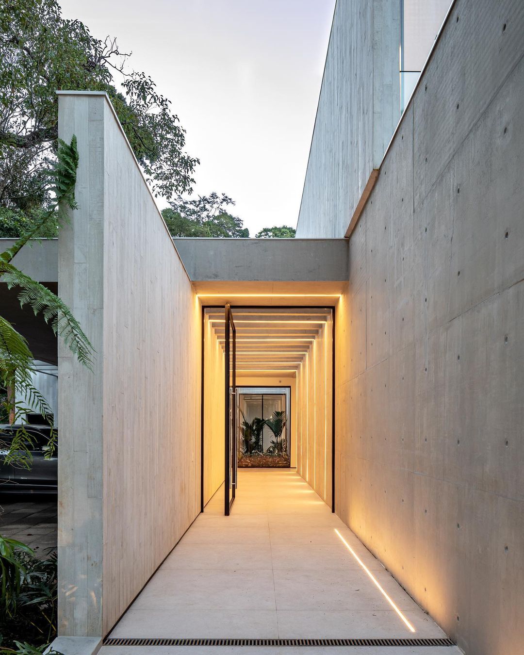 MC House - Architecture Hunter