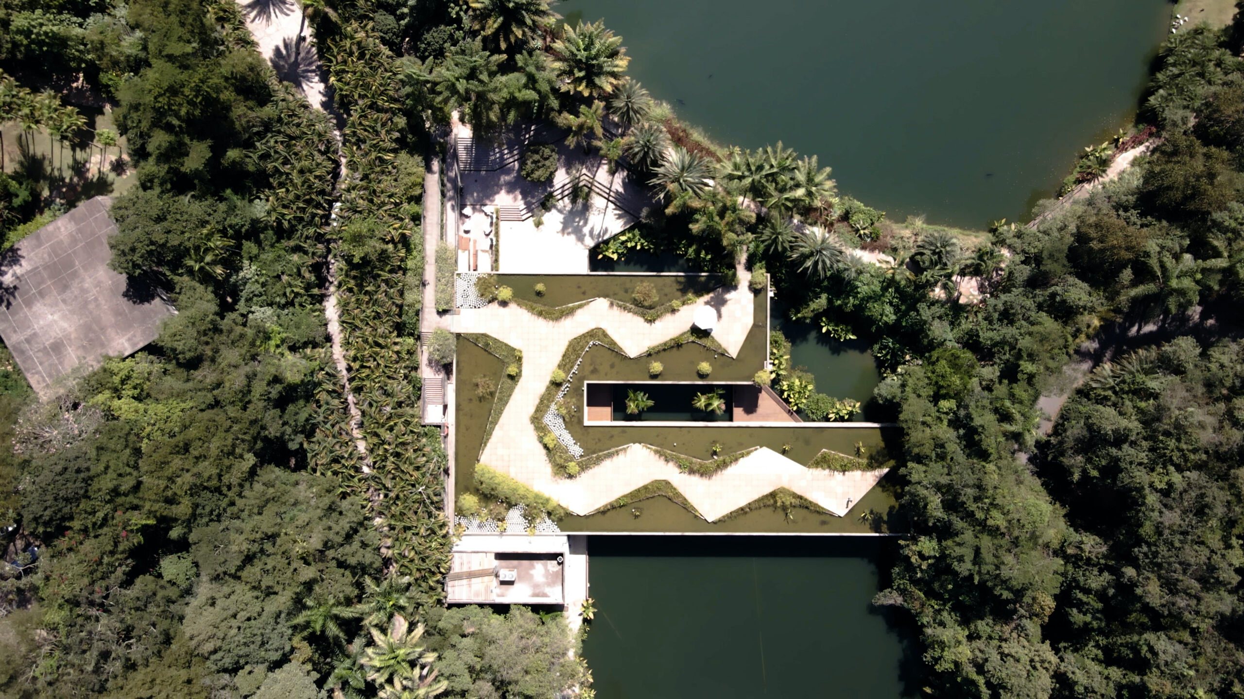 Burle Marx Education Center | Arquitetos Associados - Architecture Hunter