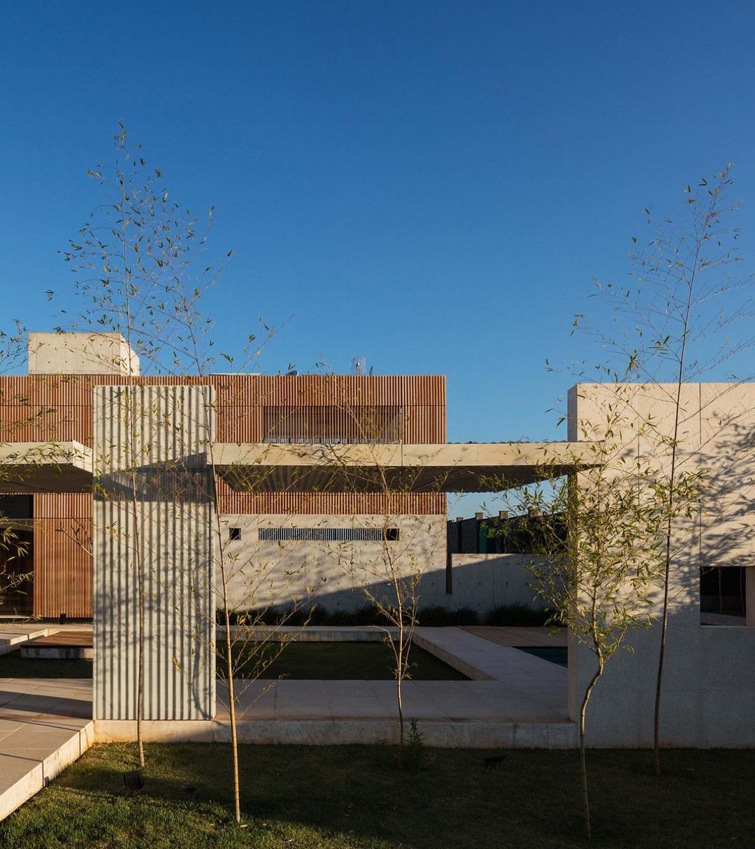 NH House - Architecture Hunter