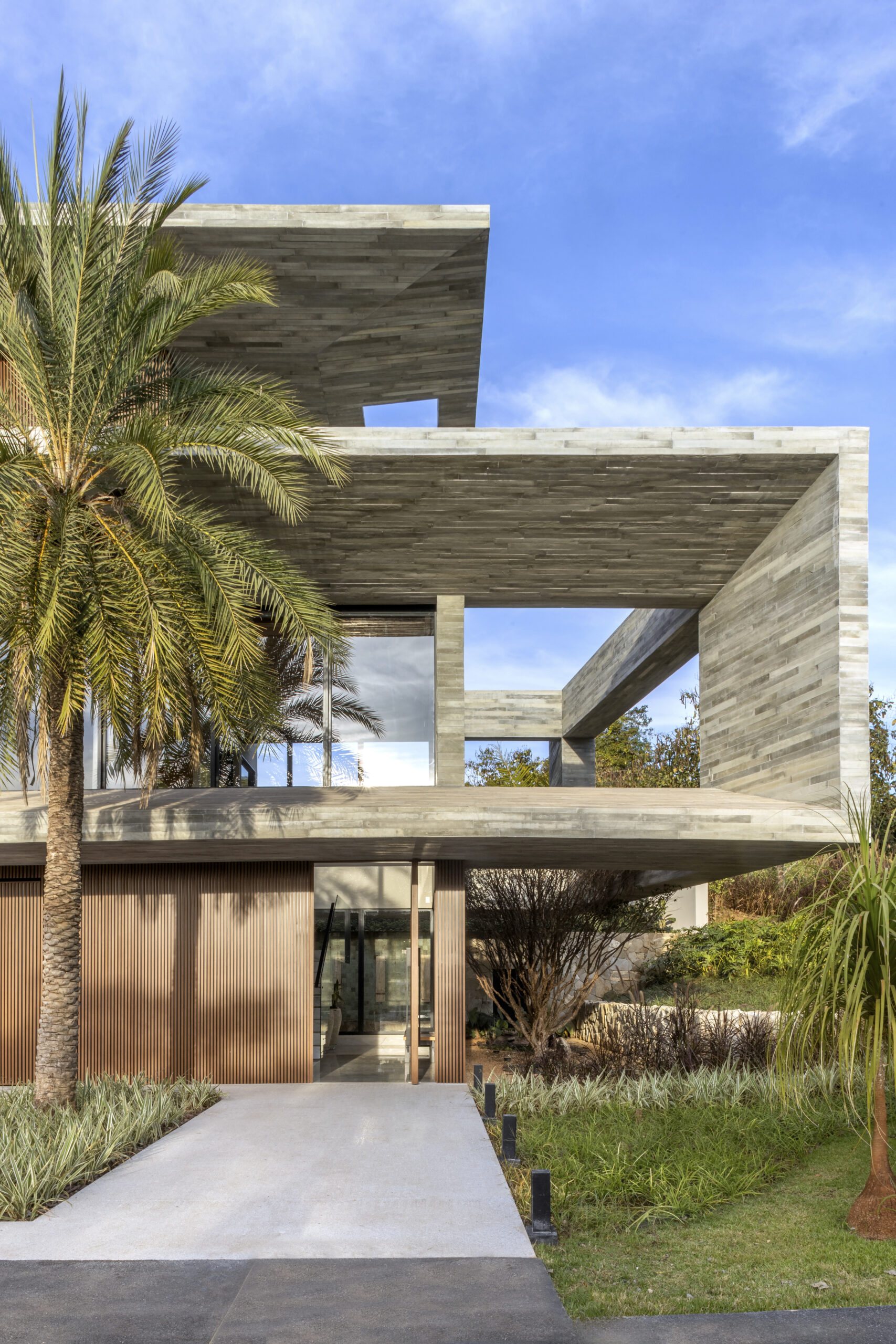 Casa Panorama by Ana Paula e Sanderson Arquitetura | Architecture Hunter